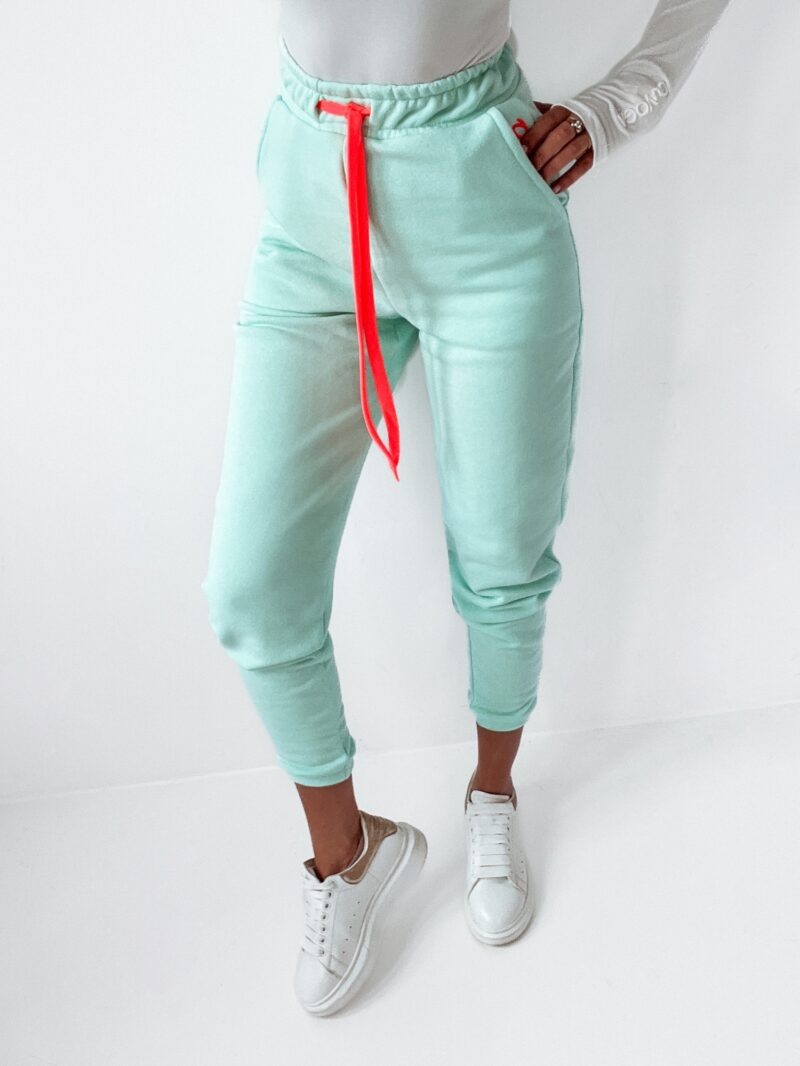 Spodnie dresowe Neon Ola Voga miętowy - Madam Rock